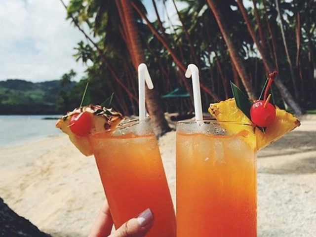 10 Fun Drinks For Spring Break This Year - Society19